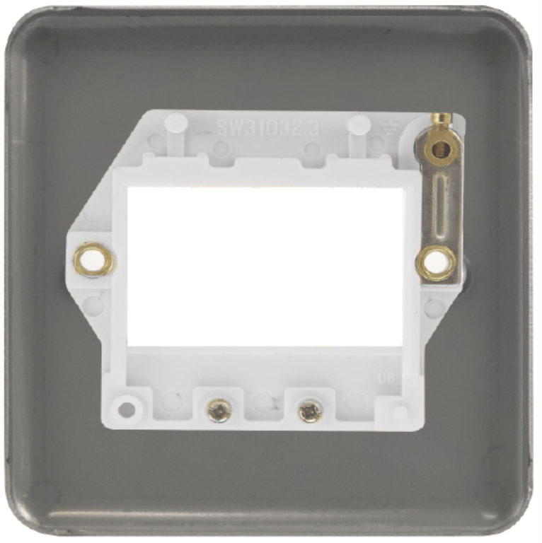 Click Deco Plus Matt Black 1 Gang 3 Aperture Unfurnished MiniGrid Plate ...