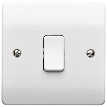 MK Electric Logic Plus™ White 10A 1 Gang 1 Way Switch | UKES