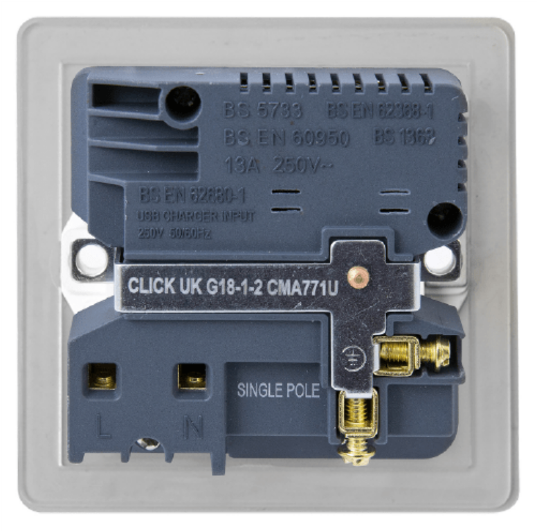 Click Define Pearl Nickel Flat Plate 1 Gang 13A Ingot Switched Socket ...