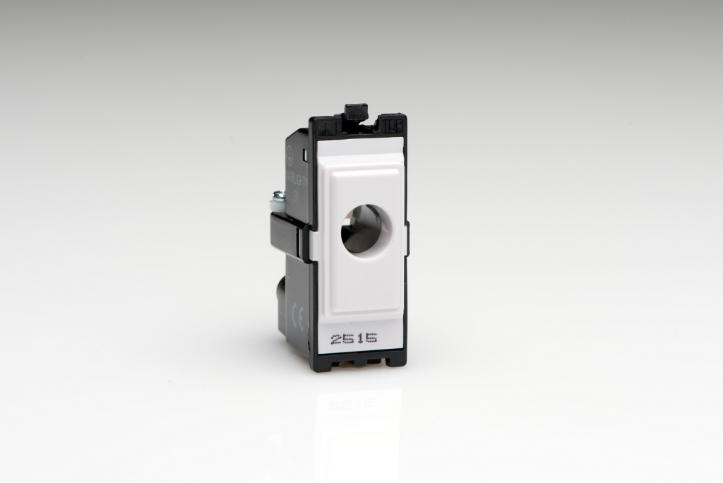 Varilight PowerGrid White 16A Flex Outlet Module | UKES