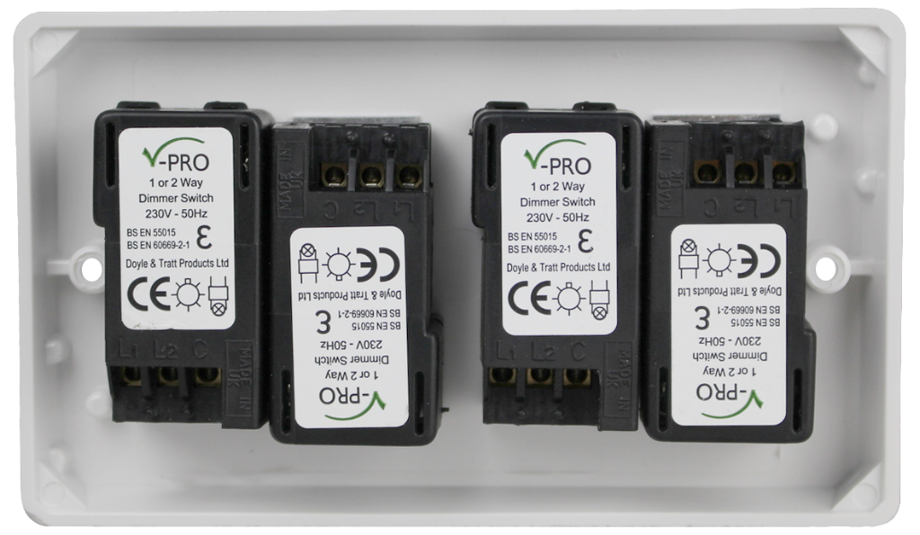 Varilight V-Pro White 4 Gang 2 Way 0-120W Push-On/Off Rotary LED Dimmer ...