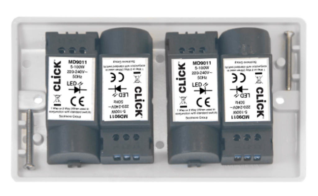 Click Mode White 4 Gang 2 Way 100W LED Dimmer Switch | UKES