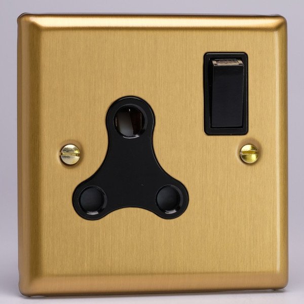 Varilight Classic Brushed Brass 1 Gang 15A Round Pin Switched Socket ...