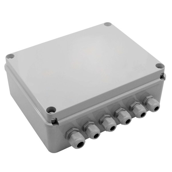 Wise Controls 240V 4x500W Scene Box Receiver with Grey Lid | UKES