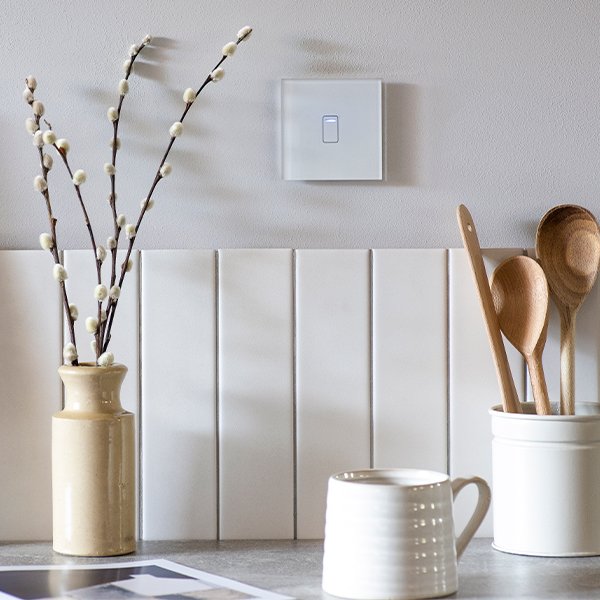 Retrotouch Crystal+ 1 Gang Wi-Fi Touch Light Switch with White Glass | UKES