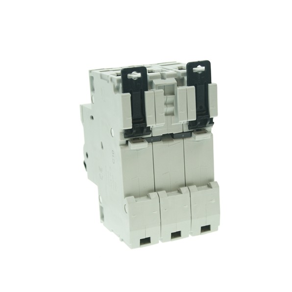 MEM 10 Amp C Type Three Phase MCB, Mini Circuit Breakers at UK ...