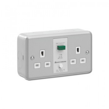 Greenbrook SafetySure Metalclad RCD Socket (M22M) at UKES