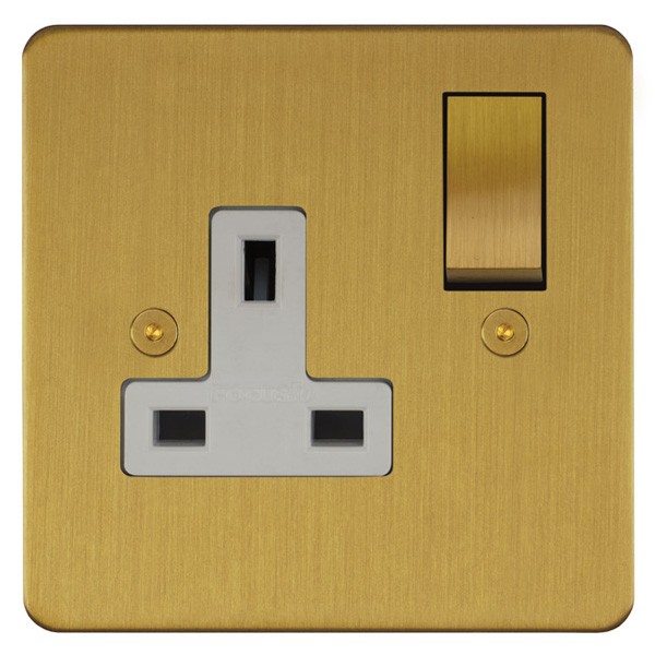 Focus SB Horizon HSB18.1W 1 gang 13 amp switched socket in Satin Brass ...