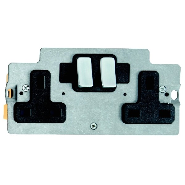 Hamilton GRID-IT 13A Double Pole Switched Socket Module with Satin ...