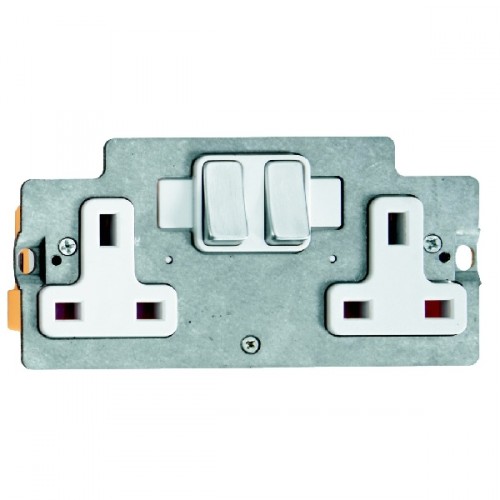 Hamilton GRID-IT 13A Double Pole Switched Socket Module with Satin ...