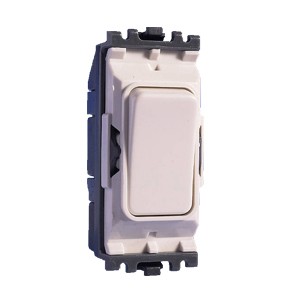 MK Electric Grid Plus White 10A Single Pole Two Way Switch Module | UKES