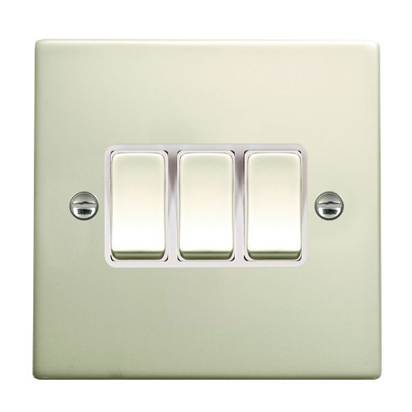 Hamilton Hartland Pearl Oyster 3 Gang 10AX 2 Way Switch with Pearl ...