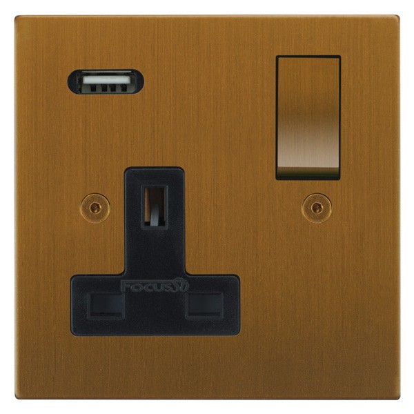 Focus SB Horizon Square Corners 1 Gang 13A Switched USB Wall Socket in ...