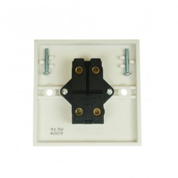BG Electrical White PVC Single Intermediate Switch | UKES