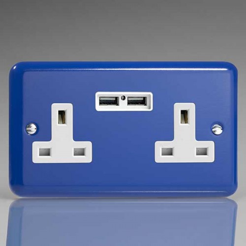 Varilight 2 Gang 13A Unswitched Socket, USB Ports (XY5U2W.RB) | UKES