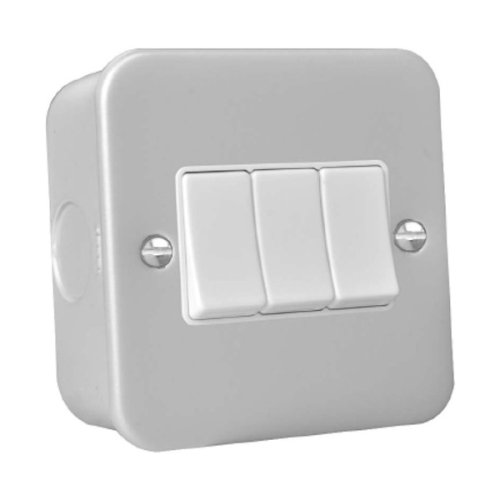 Hamilton Metalclad Grey 3 Gang 10AX 2 Way Switch with White Rockers and ...