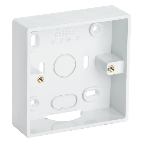 D-Line 28mm Single Surface Box - White | UKES
